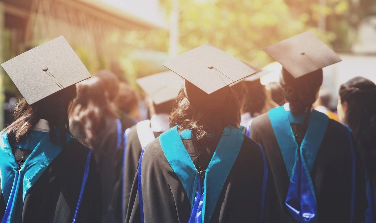 Graduate School Grants: 2025 Guide