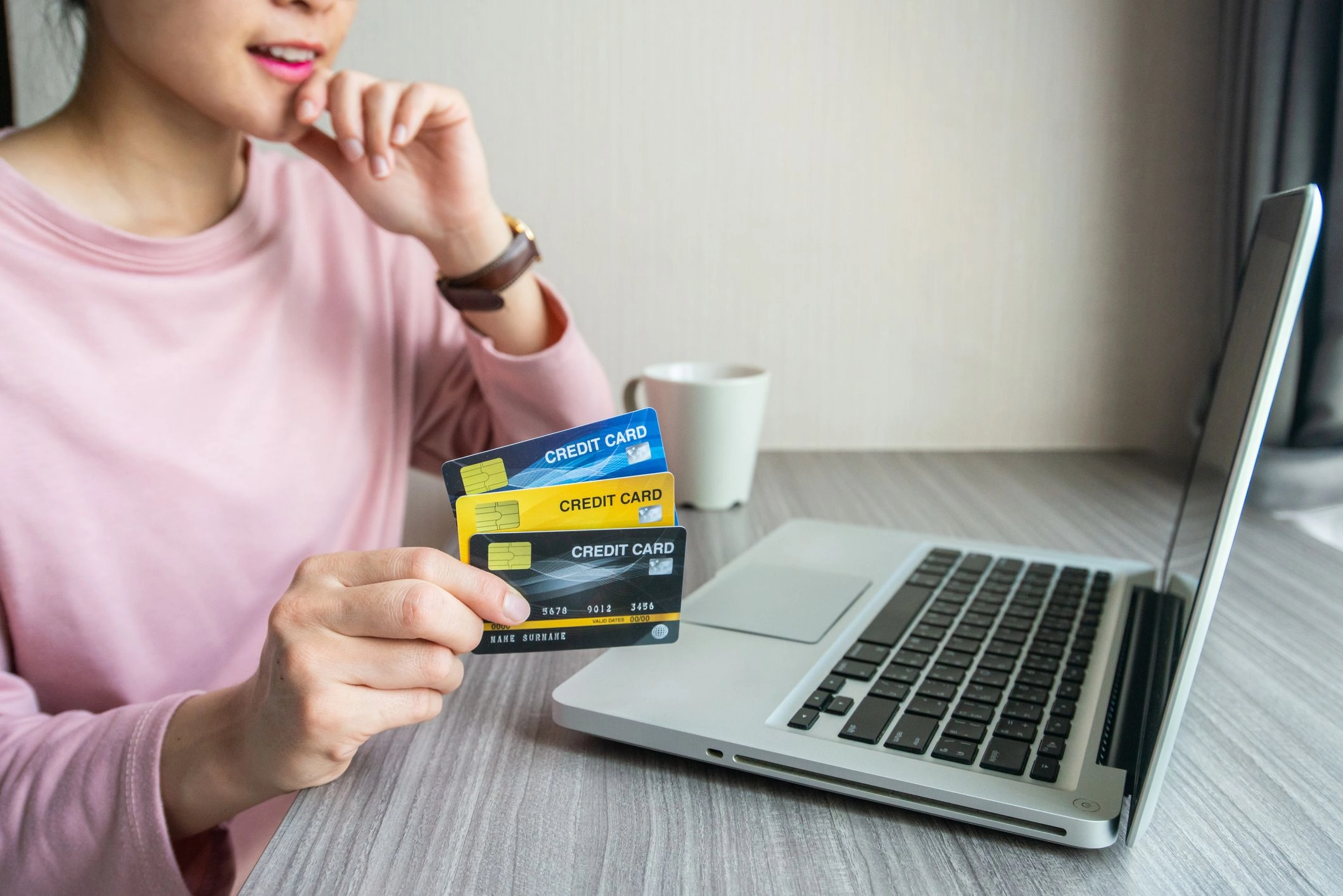 Get 0% APR credit cards to save money — here's how it works